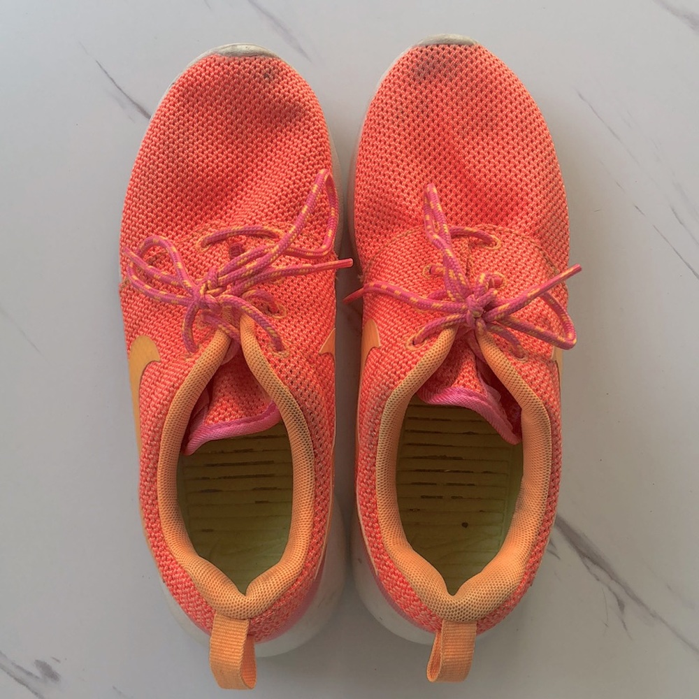 Neon Orange Nike Roche Runs - Gem